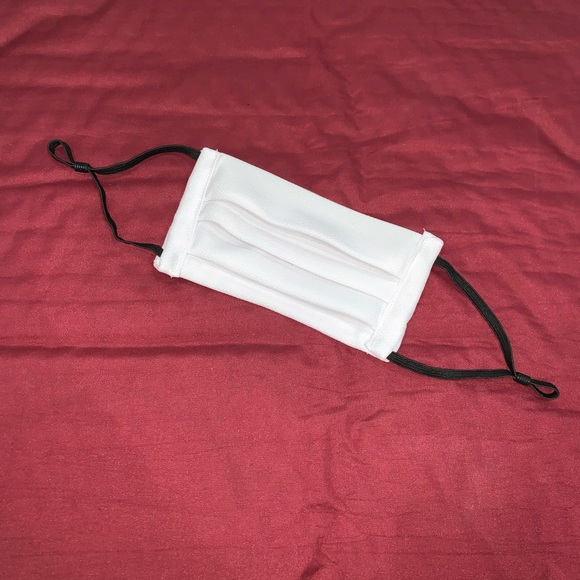 Hand Crafted | Accessories | 5 Workout Gym Mesh Fabric Face Mask White ...